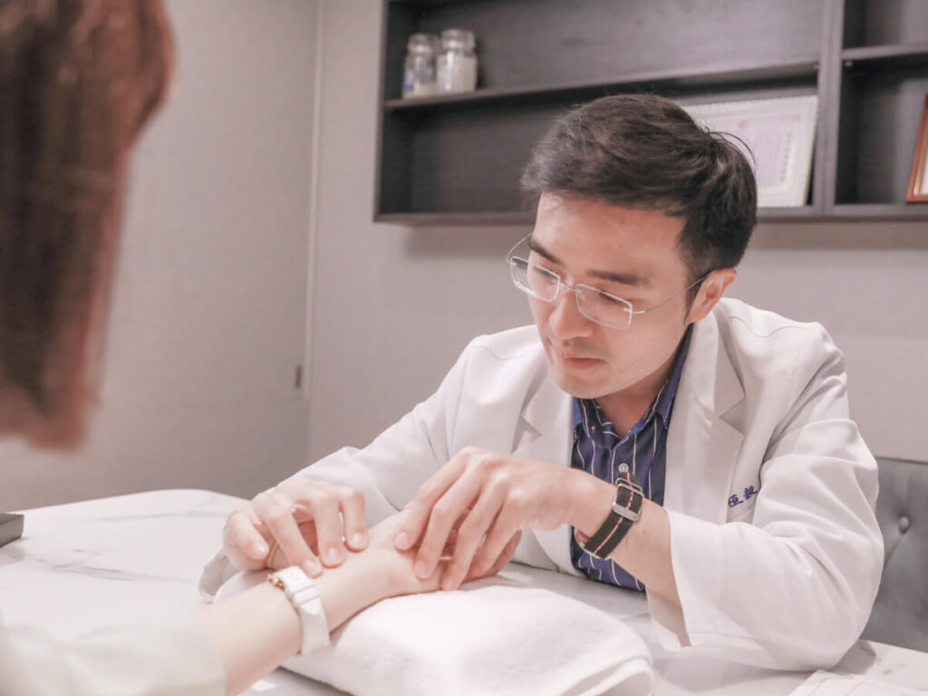 首頁 | Dr. Huan 喚起身體自癒力